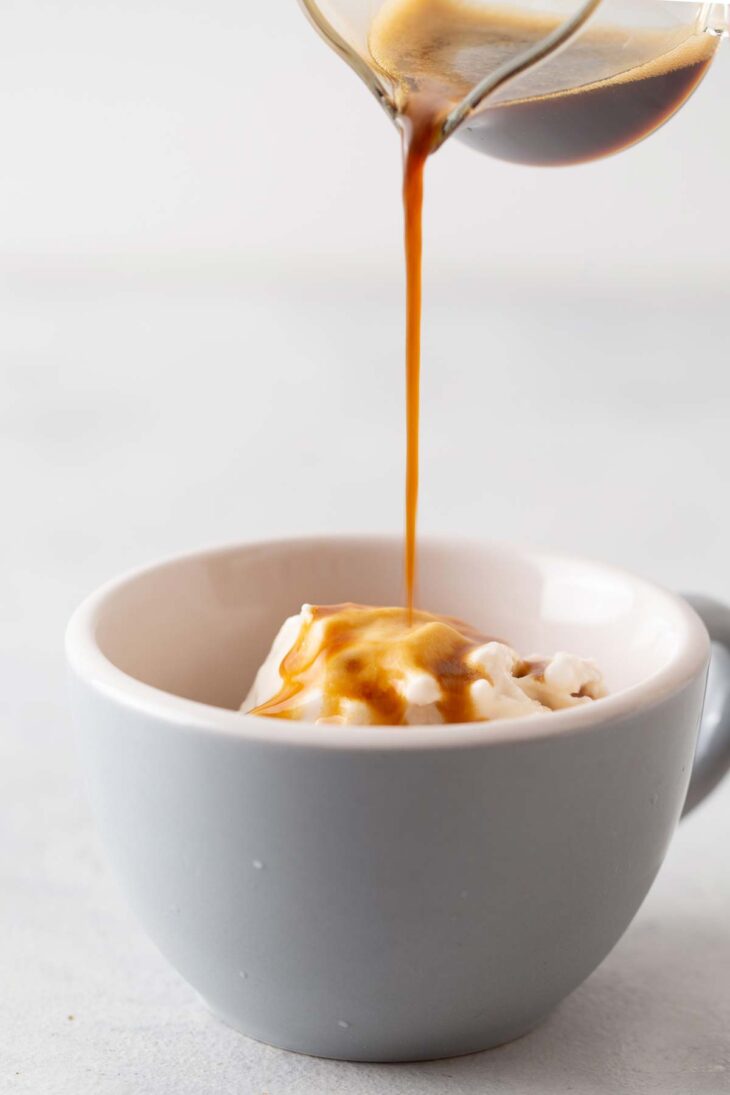 Affogato: What It Is, Recipe, and How to Order It at Starbucks - Coffee ...